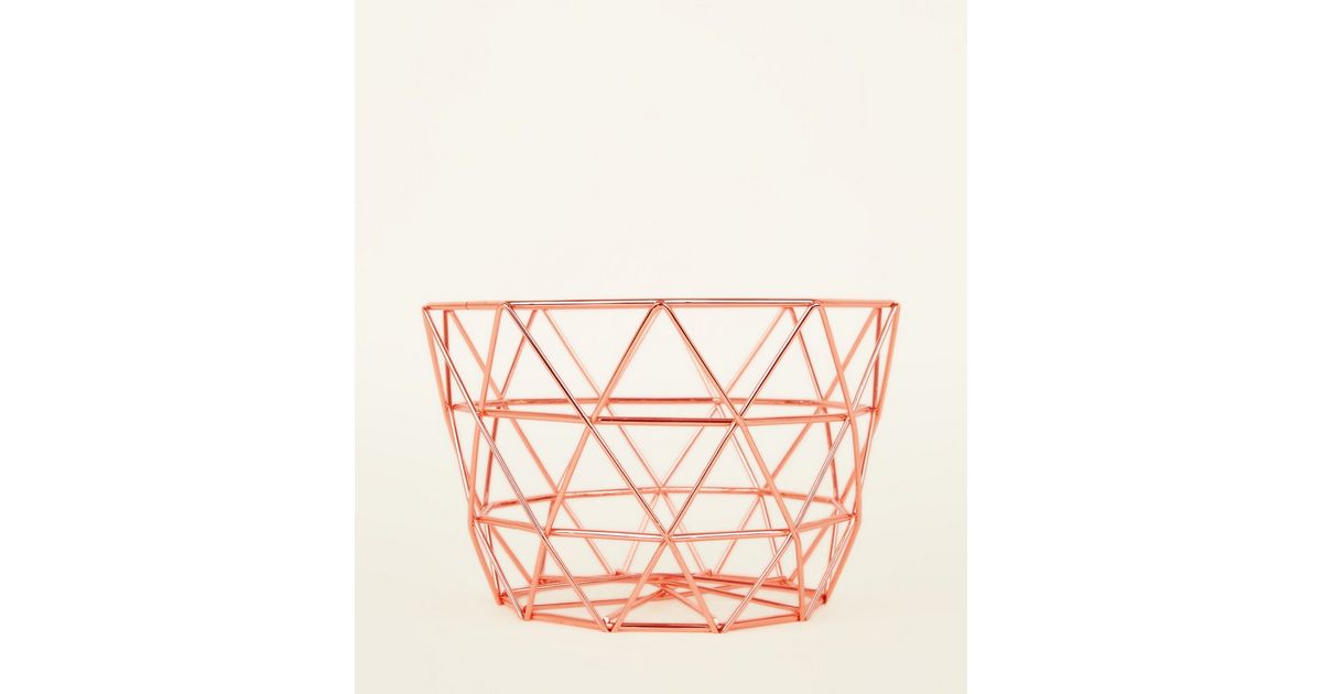 Rose Gold Diamond Shape Wire Basket | New Look