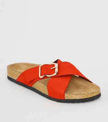 Sliders | Women's Sliders & Slide Sandals | New Look