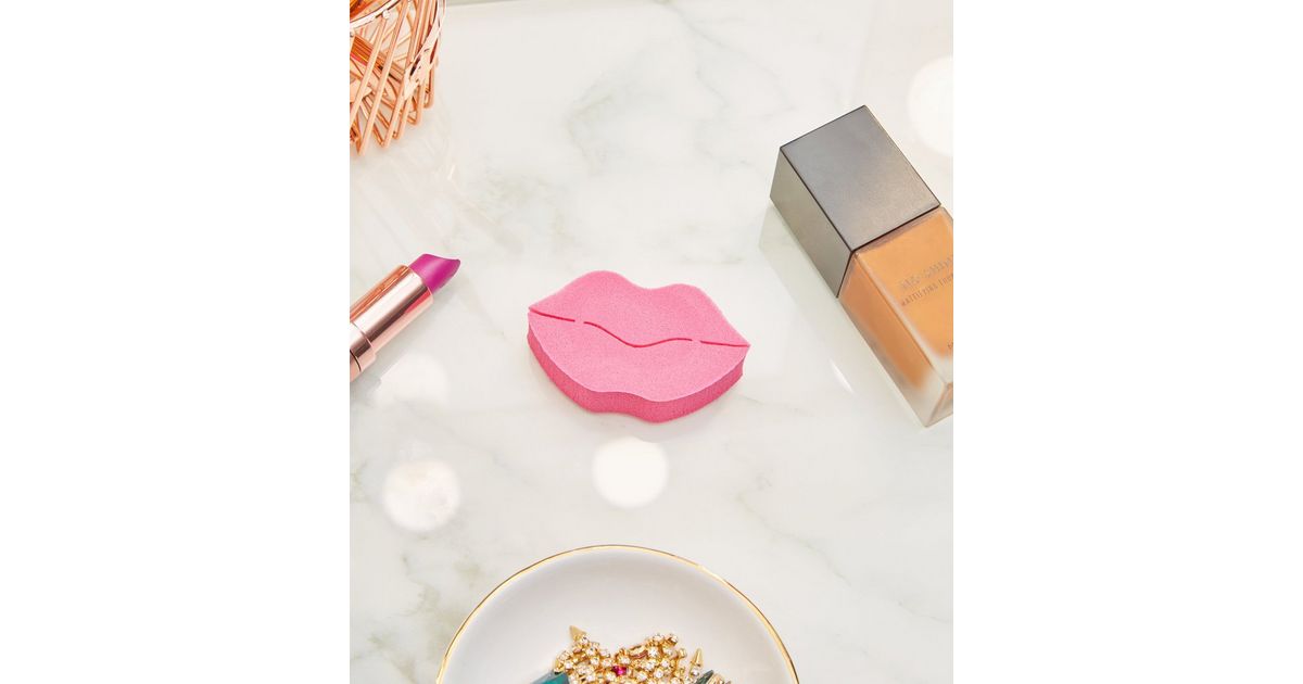 Éponge de maquillage souple rouge design lèvres | New Look