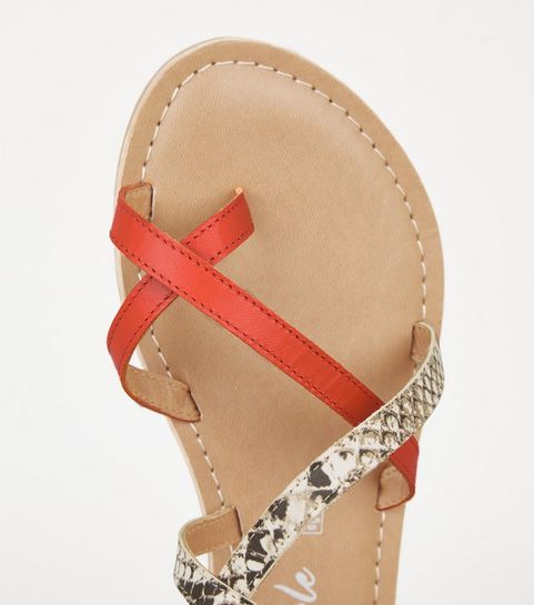 Sandales plates Femme | Mules & sandales en cuir | New Look