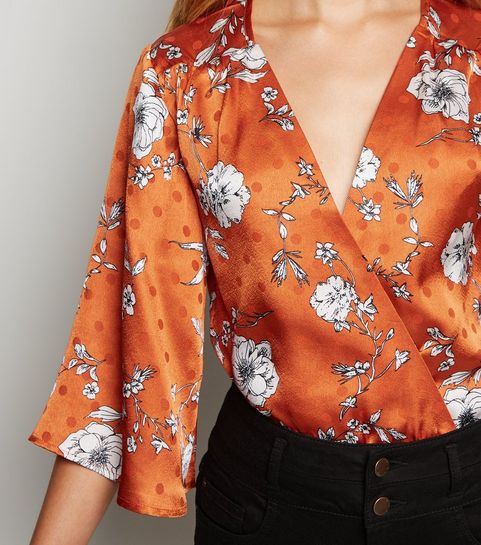 Orange Tops | Coral, Neon Orange & Burnt Orange Tops | New Look