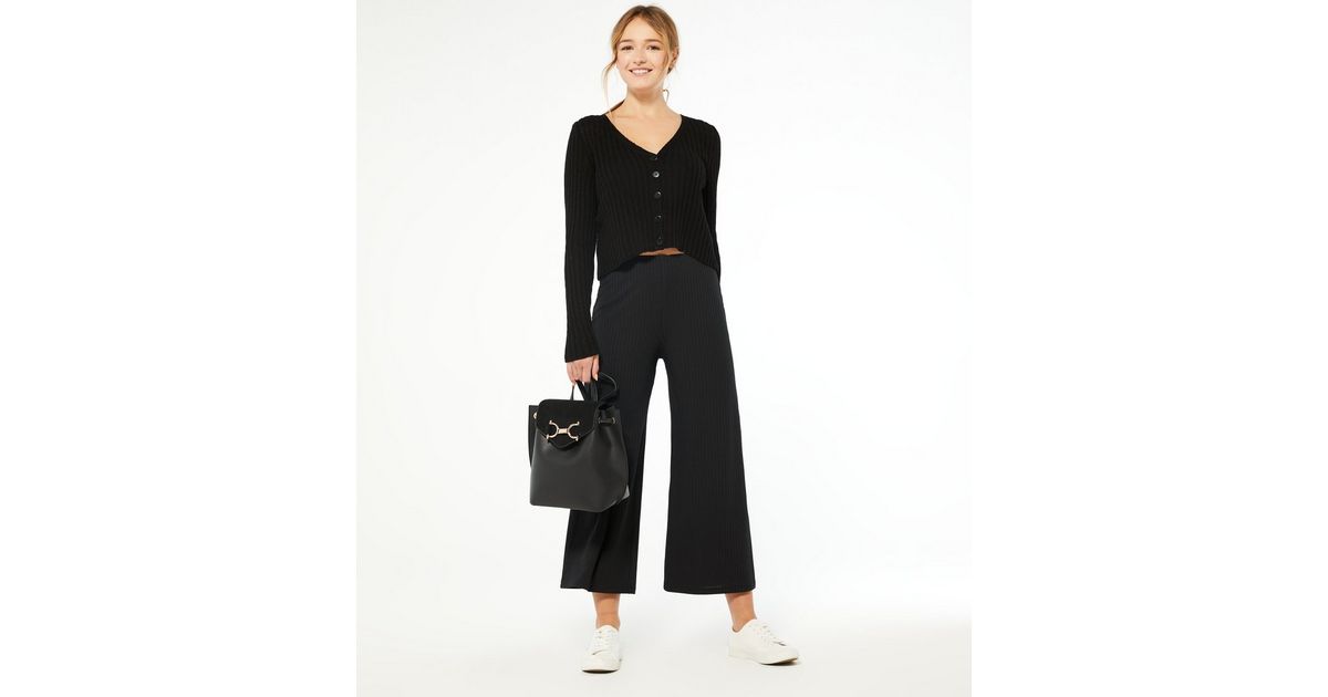 Black Ribbed Wide Crop Trousers | New Look