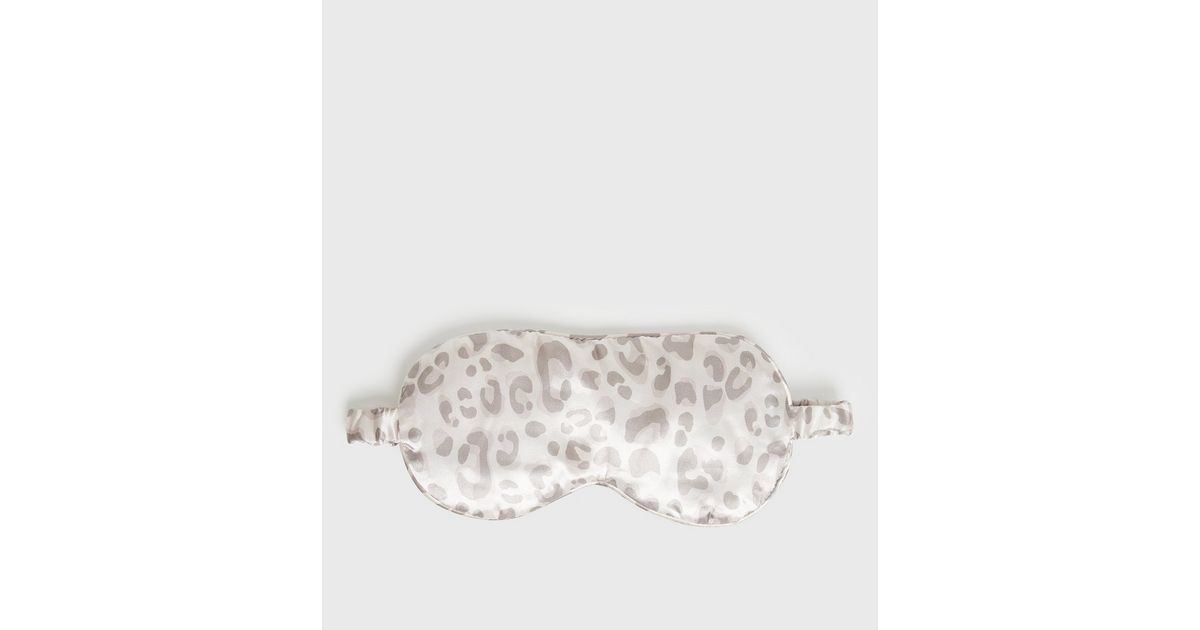 Light Grey Leopard Print Eye Mask | New Look
