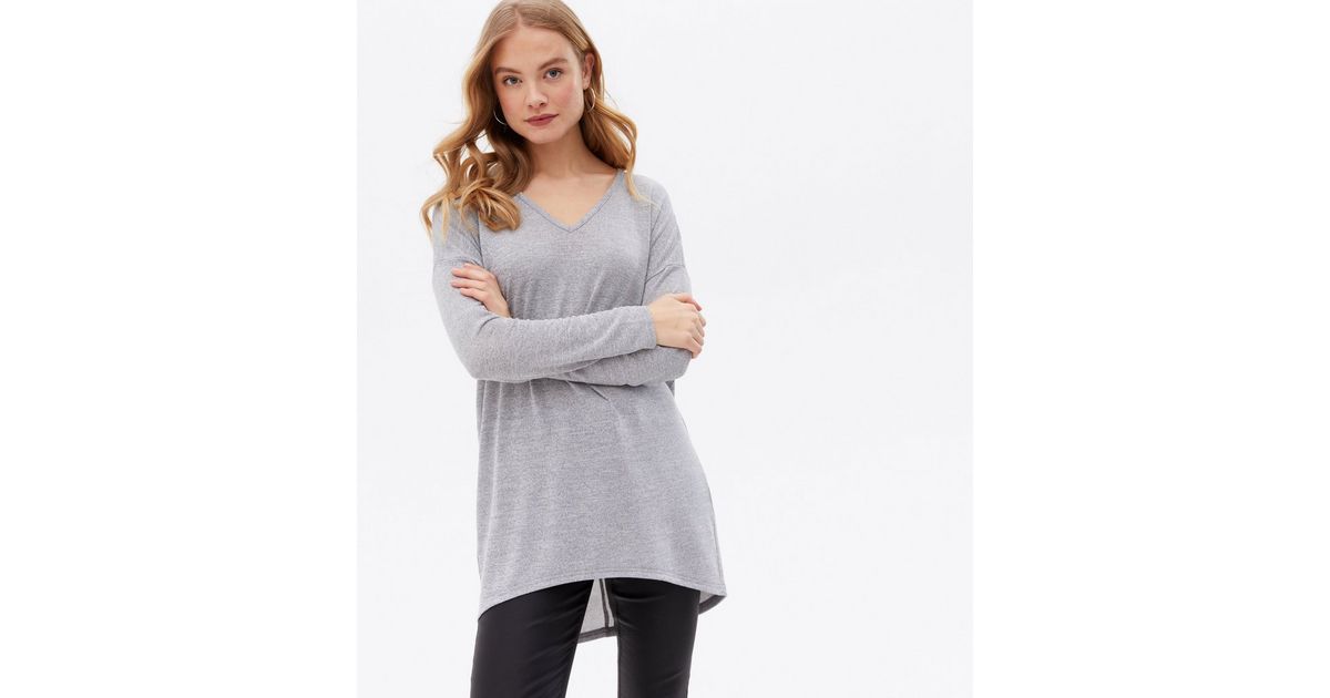 Pale Grey Fine Knit V Neck Long Top | New Look