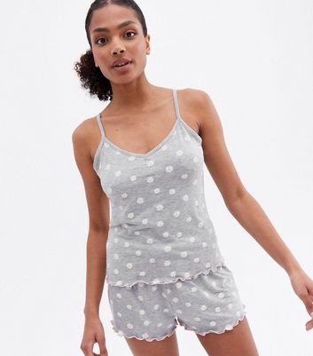 Light Grey Cami and Short Pyjama Set with Daisy Print | New Look