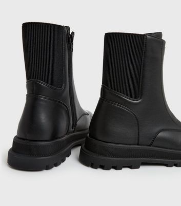 Girls Black Zip Front Cleated Chunky Boots | New Look