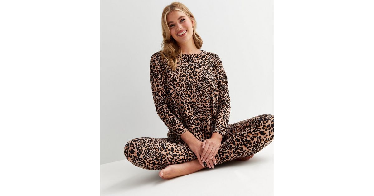 Tall Brown Soft Touch Legging Pyjama Set with Leopard Print | New Look