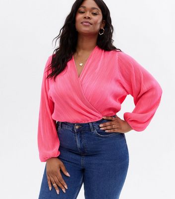Curves Pink Plissé Crop Wrap Top | New Look