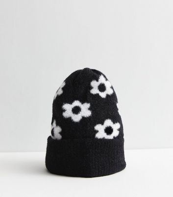 Black Retro Daisy Eyelash Knit Beanie | New Look