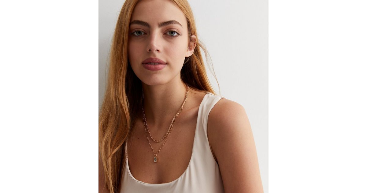 Gold Gem Pendant Layered Necklace | New Look