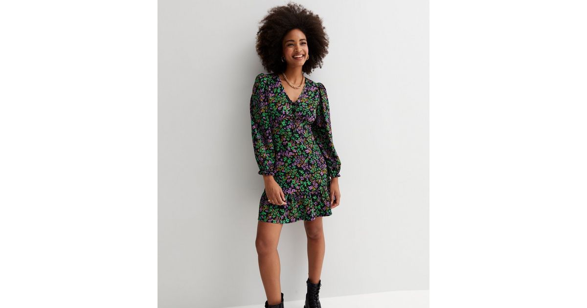 Black Ditsy Floral Crinkle Long Puff Sleeve Mini Dress | New Look