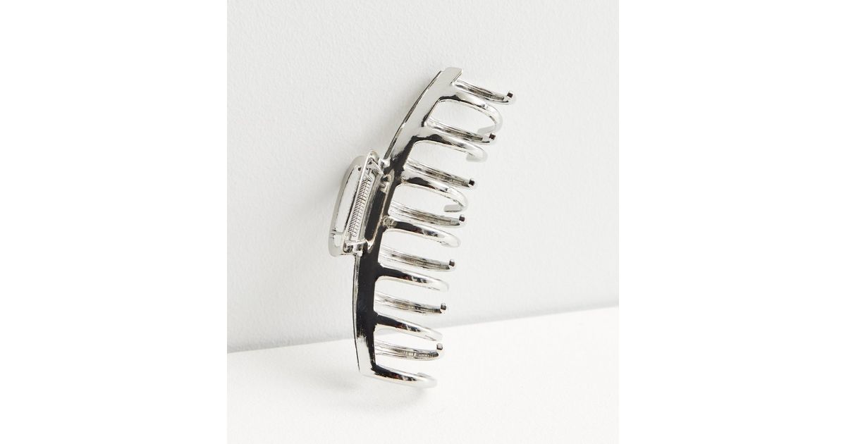 Silver Metal Banana Bulldog Hair Clip | New Look