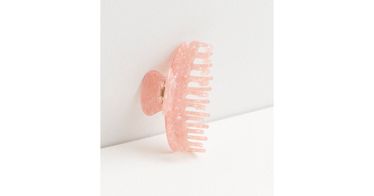 Pink Resin Bulldog Claw Clip | New Look
