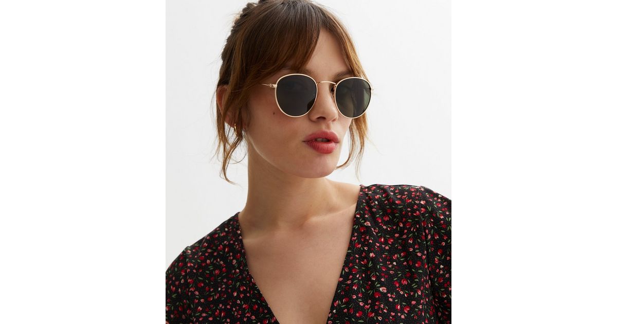 Gold Metal Round Frame Sunglasses New Look