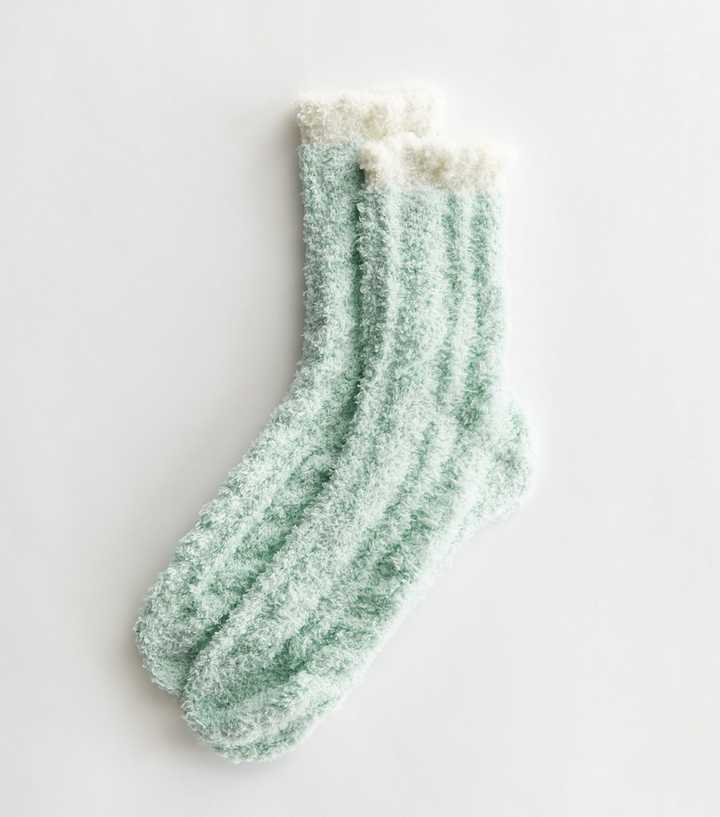 Mint Green Cable Knit Cosy Socks | New Look
