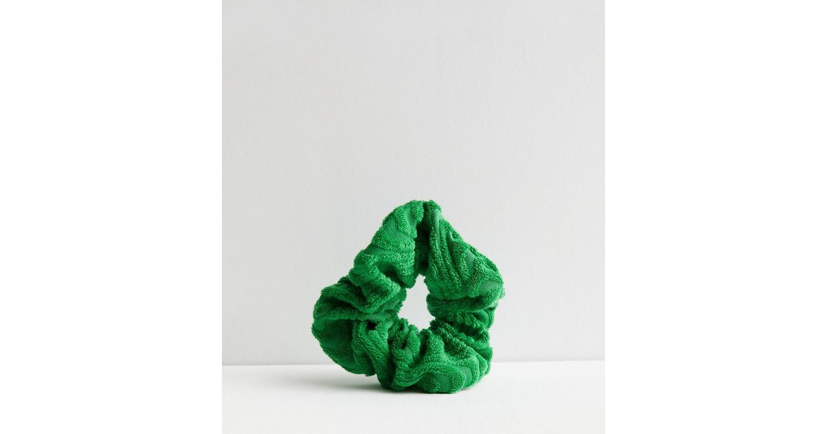 Green Swirl Towelling Scrunchie | New Look