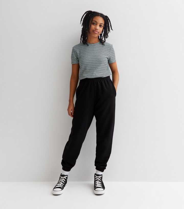 Joggers For Girls Outfits