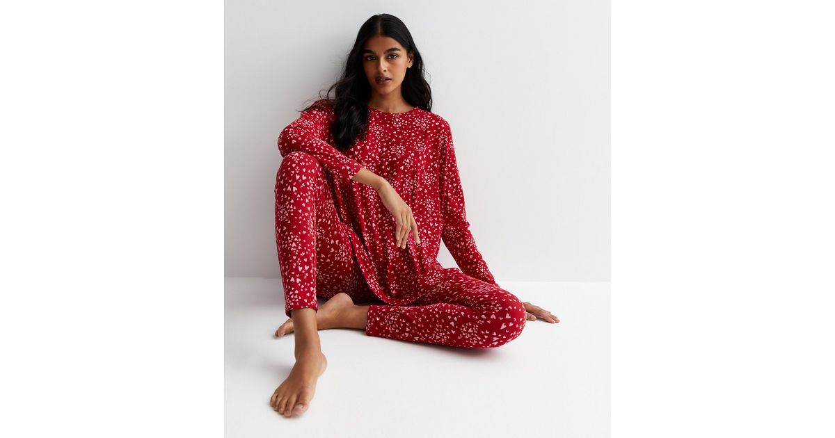Red Soft Touch Jogger Pyjama Set With Heart Print New Look