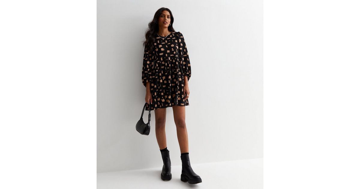 Brown Mark Making Crinkle Puff Sleeve Mini Dress New Look