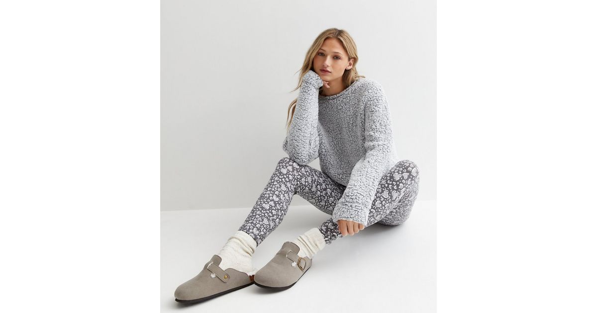 Grey Legging Pyjama Set with Heart Print | New Look