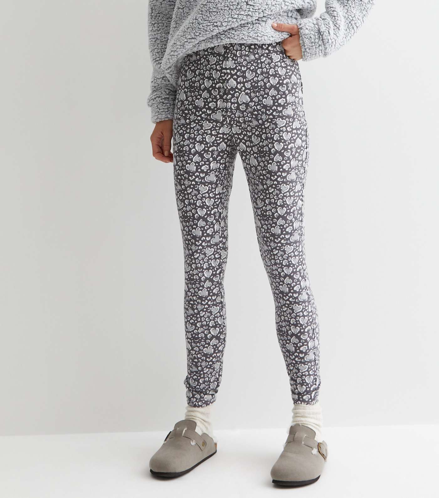 Grey Legging Pyjama Set With Heart Print New Look