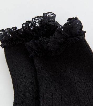 Black Cable Frill Ankle Socks