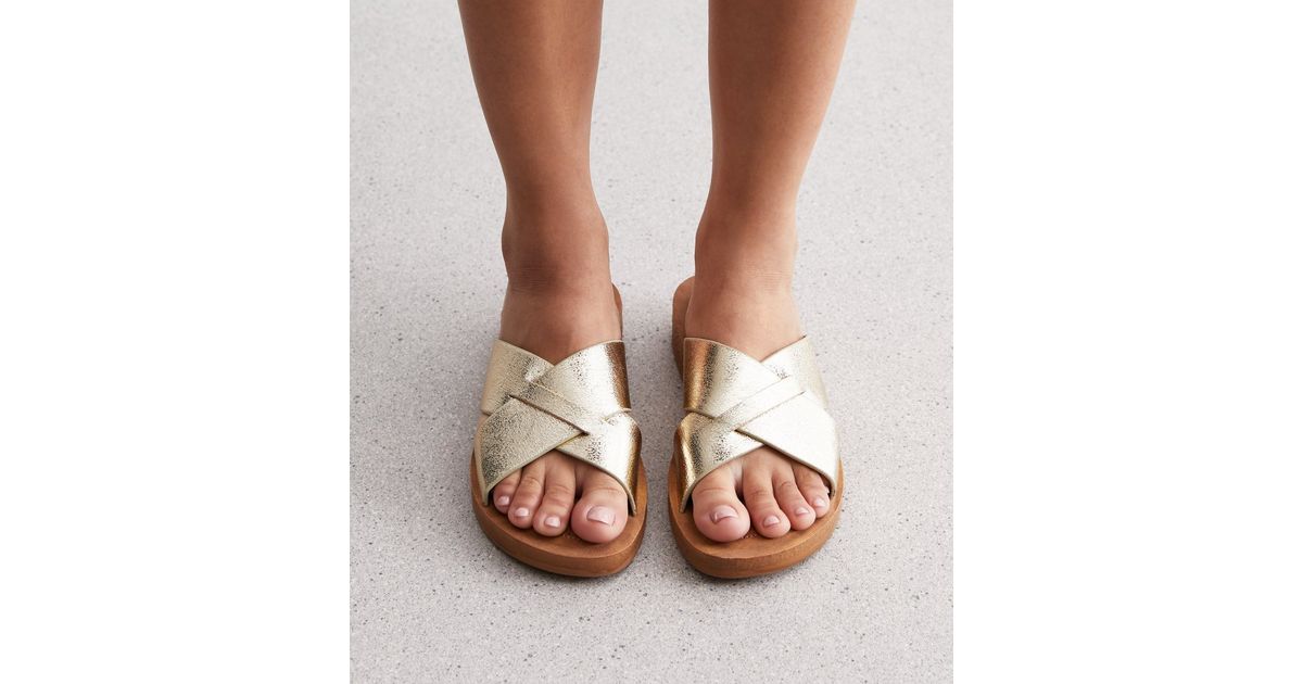 Wide Fit Gold Leather-Look Twist Sliders | New Look