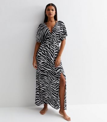 Black Zebra Short Sleeve Maxi Dress | New Look