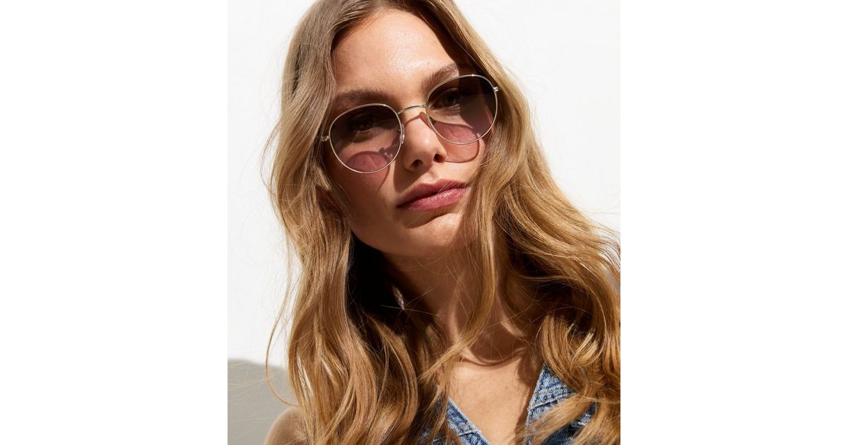 Gold Round Frame Sunglasses New Look