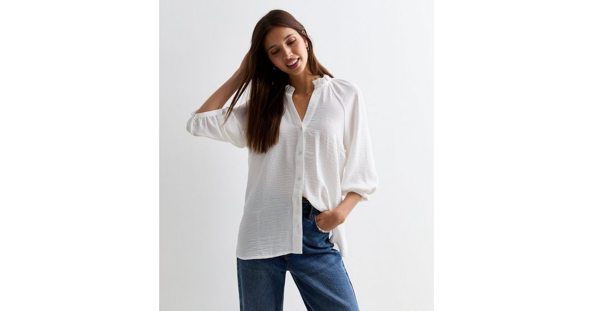 White Crinkle V Neck Puff Sleeve Blouse New Look
