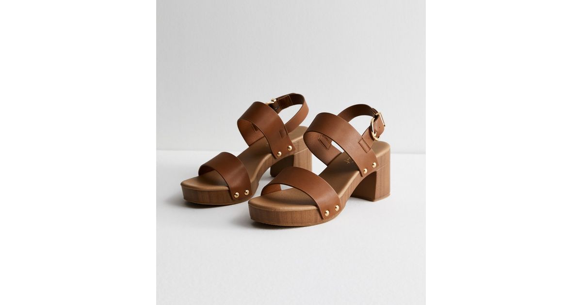 Tan Leather-Look 2 Part Clog Block Heel Clog Sandals | New Look