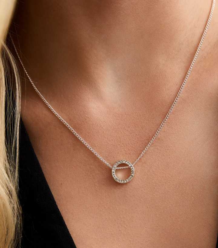 Silver Diamanté Circle Link Pendant Necklace | New Look
