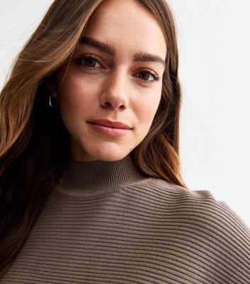 Petite Mink Rib Knit Cropped Jumper | New Look