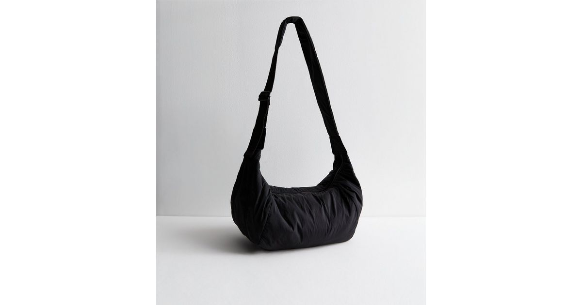 Black Scoop Cross Body Bag | New Look