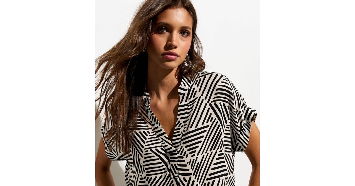 White Triangle Print Short Sleeve Oversized Shirt | New Look