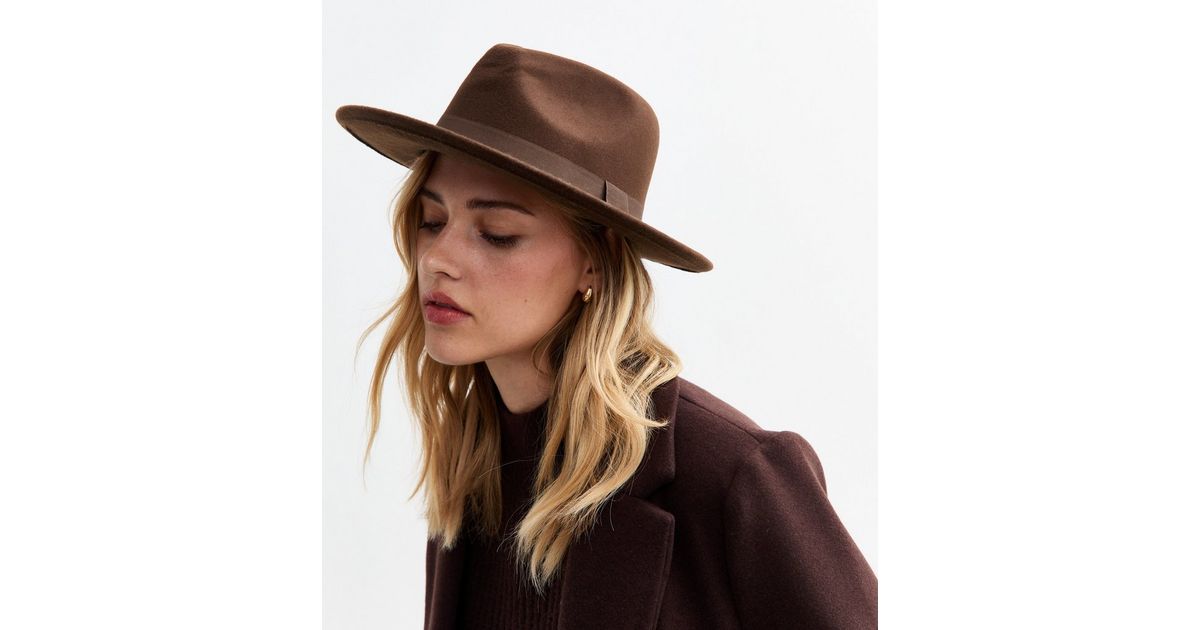 Dark Brown Felted Fedora Hat | New Look