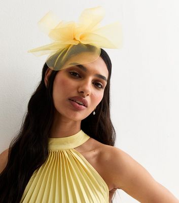 Pale Yellow Mesh Flower Fascinator | New Look