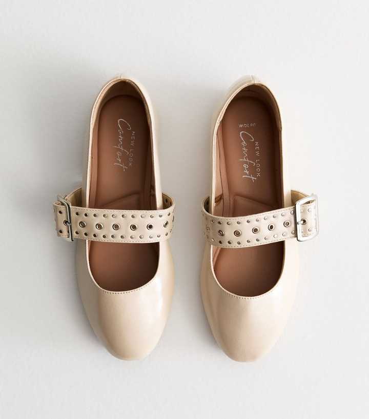 Wide Fit Off White Stud Strap Shoes | New Look