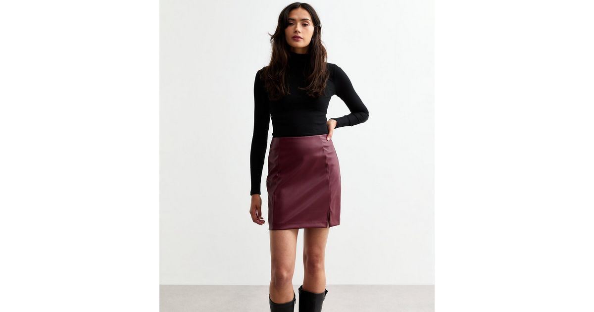 Tall Burgundy Faux Leather Mini Skirt New Look