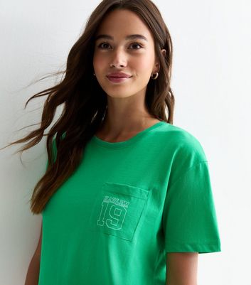 Green Harlem Boxy Crop Cotton T-Shirt | New Look