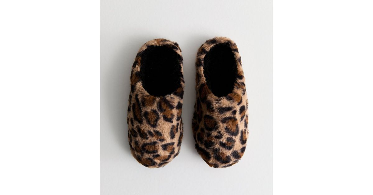 Brown Leopard Print Faux Fur Mule Slippers | New Look