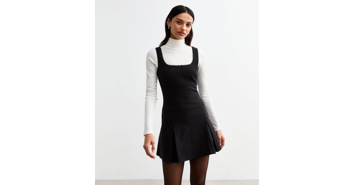 Black Tailored Bow Pleated Micro Mini Dress | New Look