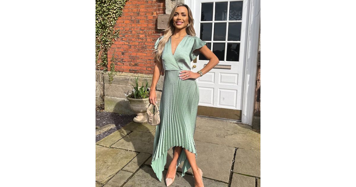 AX Paris Mint Green Pleated Wrap Midi Dress | New Look