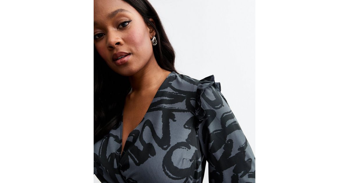 Curves Grey Doodle Print Wrap Blouse | New Look