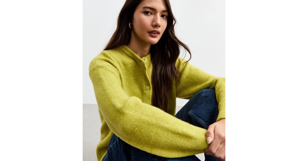 Green Crew Neck Cardigan | New Look