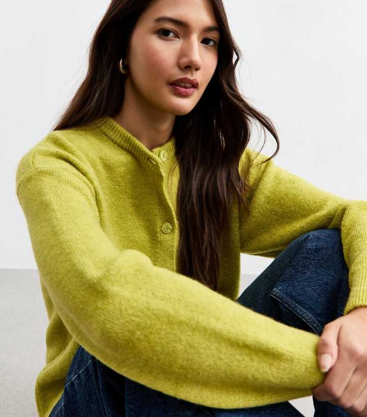 Green Crew Neck Cardigan | New Look