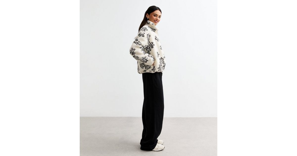 White Daisy Print Borg Jacket | New Look