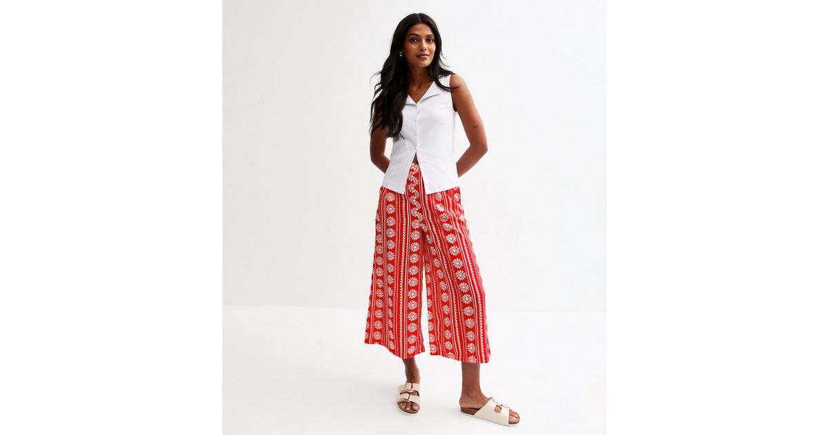 Red Daisy Chain Print Wide Leg Cropped Trousers | New Look