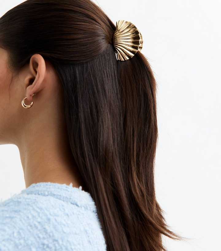 Gold Metallic Shell Hair Claw Clip | New Look