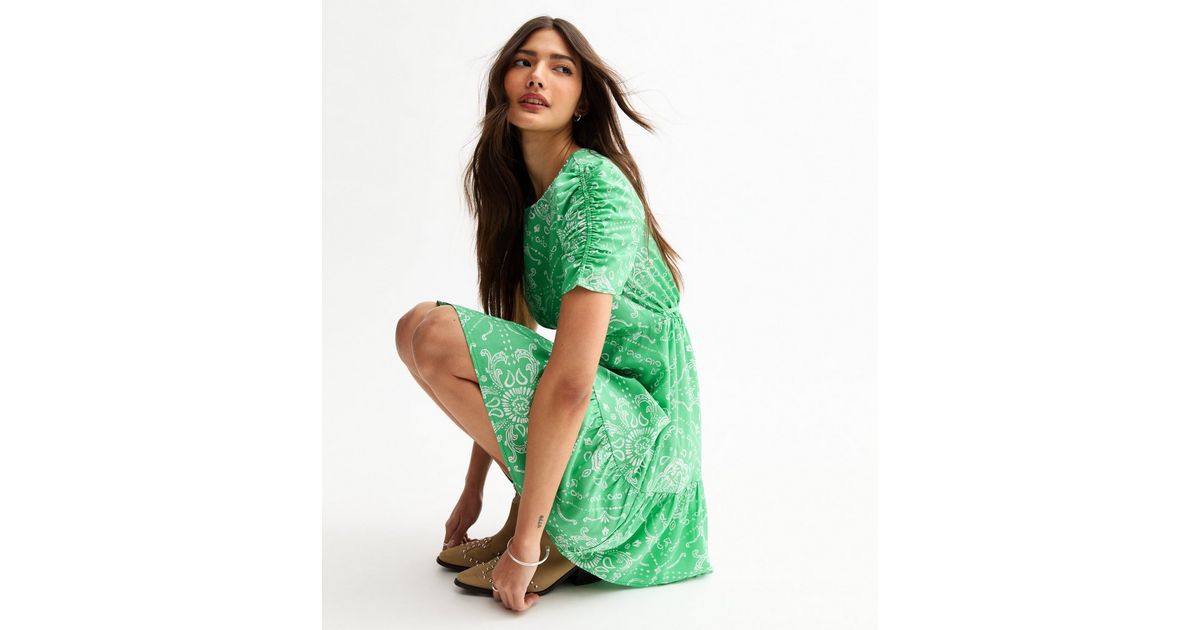 Green Pattern Print Mini Dress | New Look